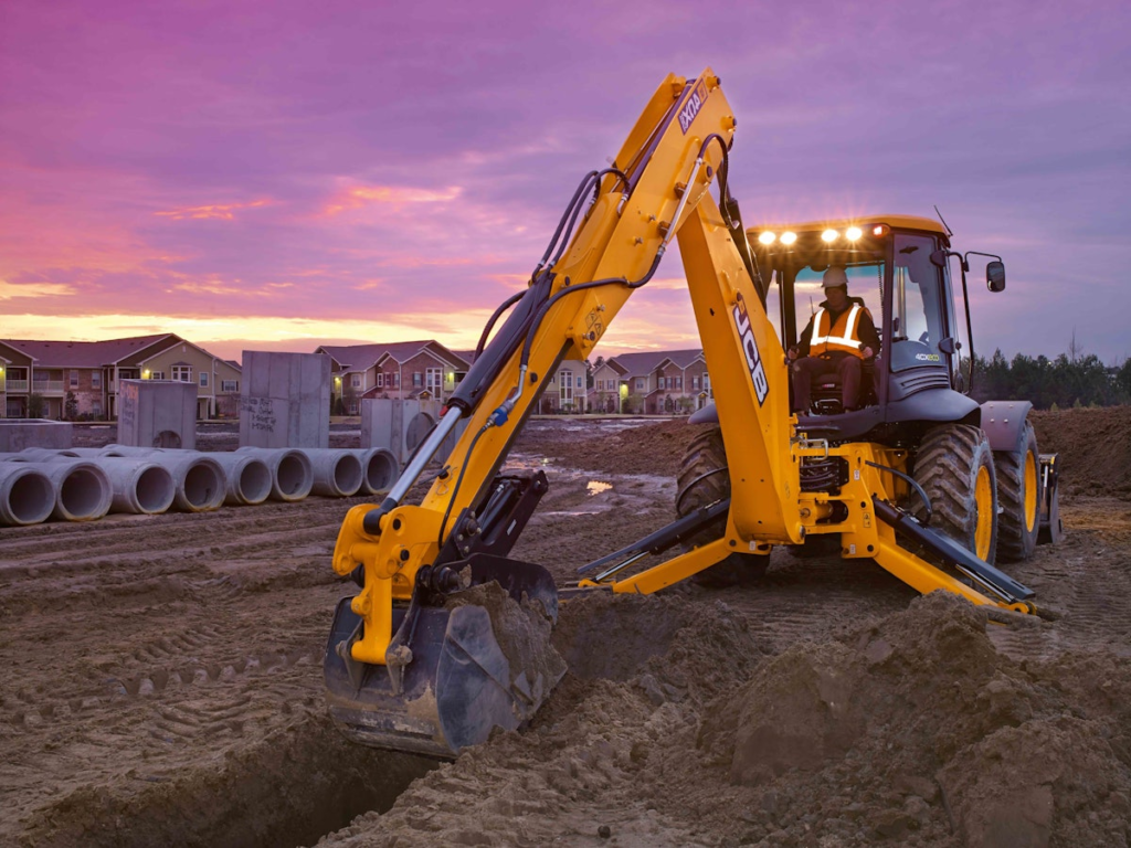 Pros and cons of backhoes - Machinery Asia