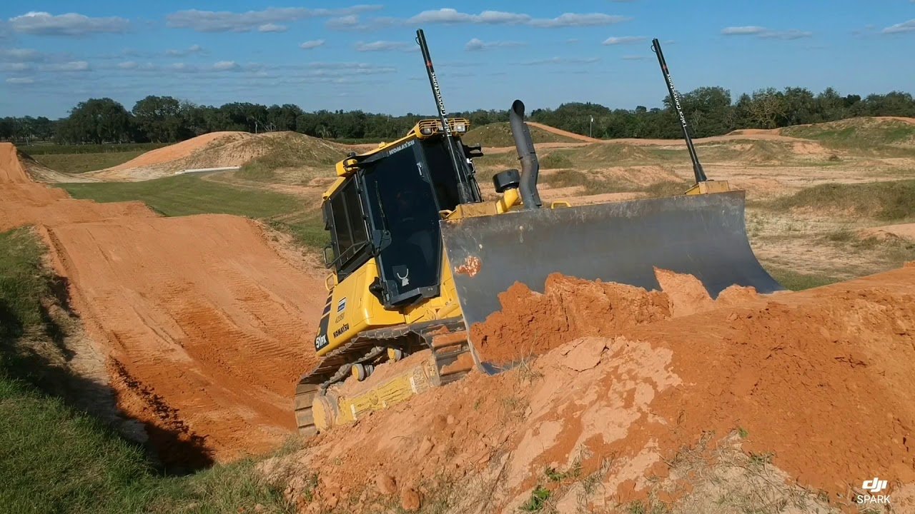 Is the Komatsu d51px-24 the best trim dozer ever made? - Machinery Asia